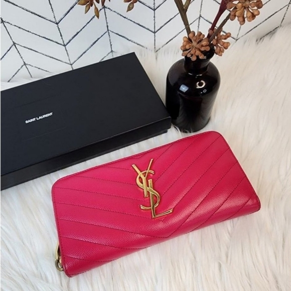 Yves Saint Laurent | Bags | Ysl Saint Laurent Paris Ysl Logo Chevron ...